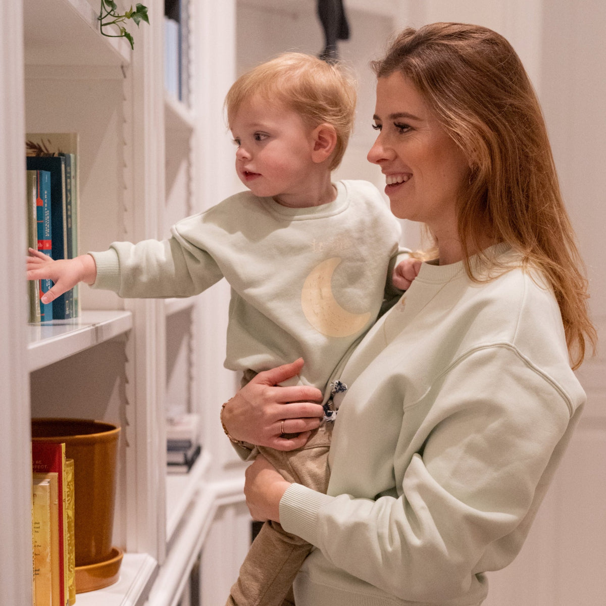 elle and rapha - twinning sweaters - minty green TO THE MOON (loose fit ...
